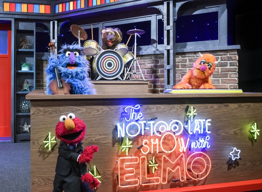 The Not Too Late Show With Elmo | Afro