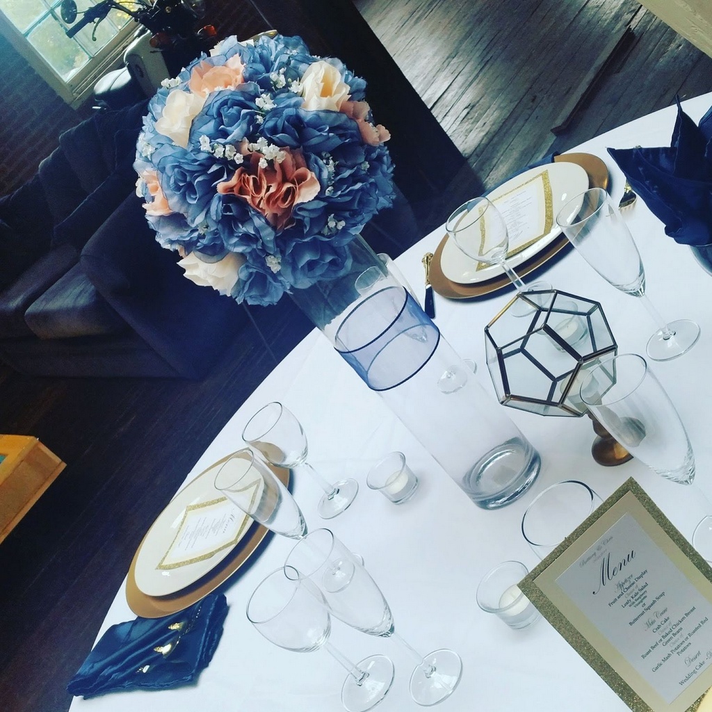 Table setting at Chef Jurdaé (Photos by Matthew Pasley of shots.on.ice ...