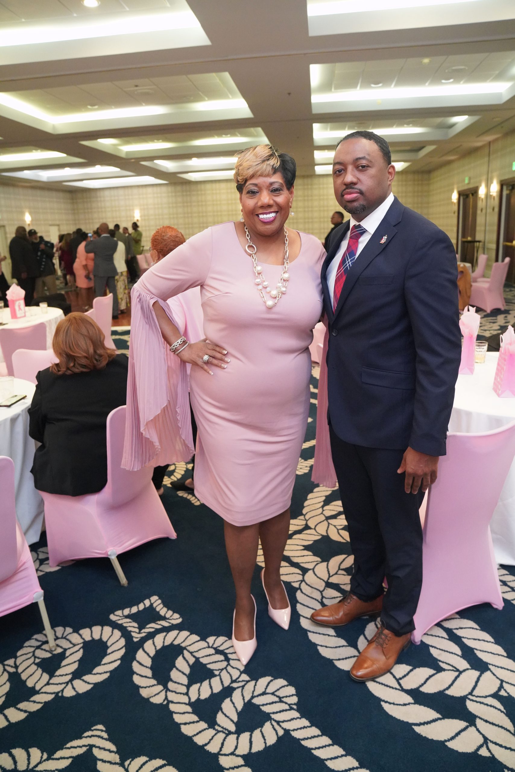 Dr. Denise Mitchem, president of A Well Connected Global Leader and ...