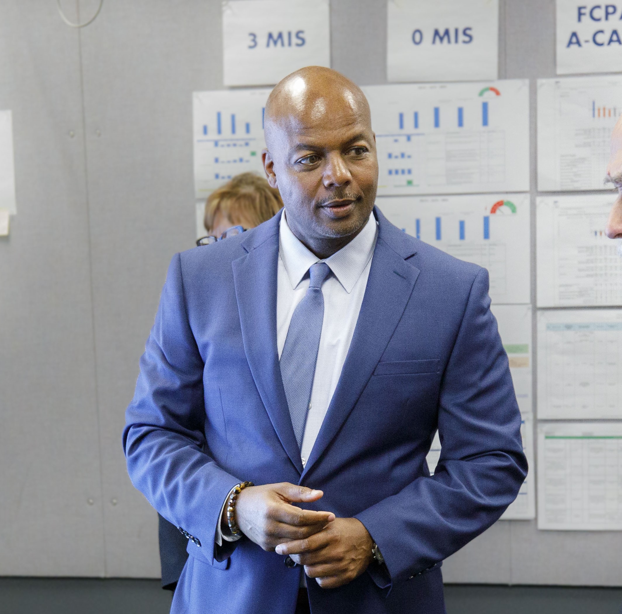 CHUP-01190 Prince of Kent visits Rouge | AFRO American Newspapers