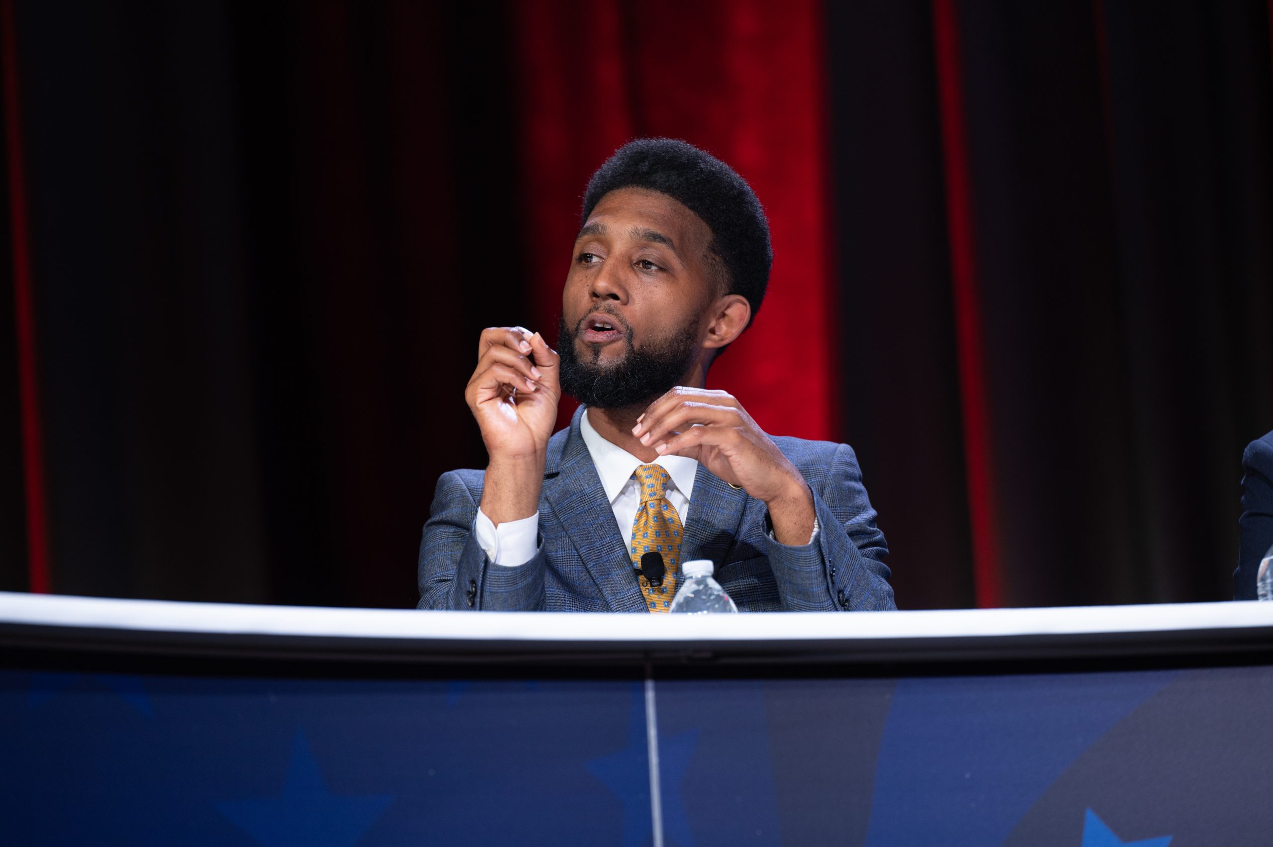 Mayor Scott announces two new programs to support those experiencing ...